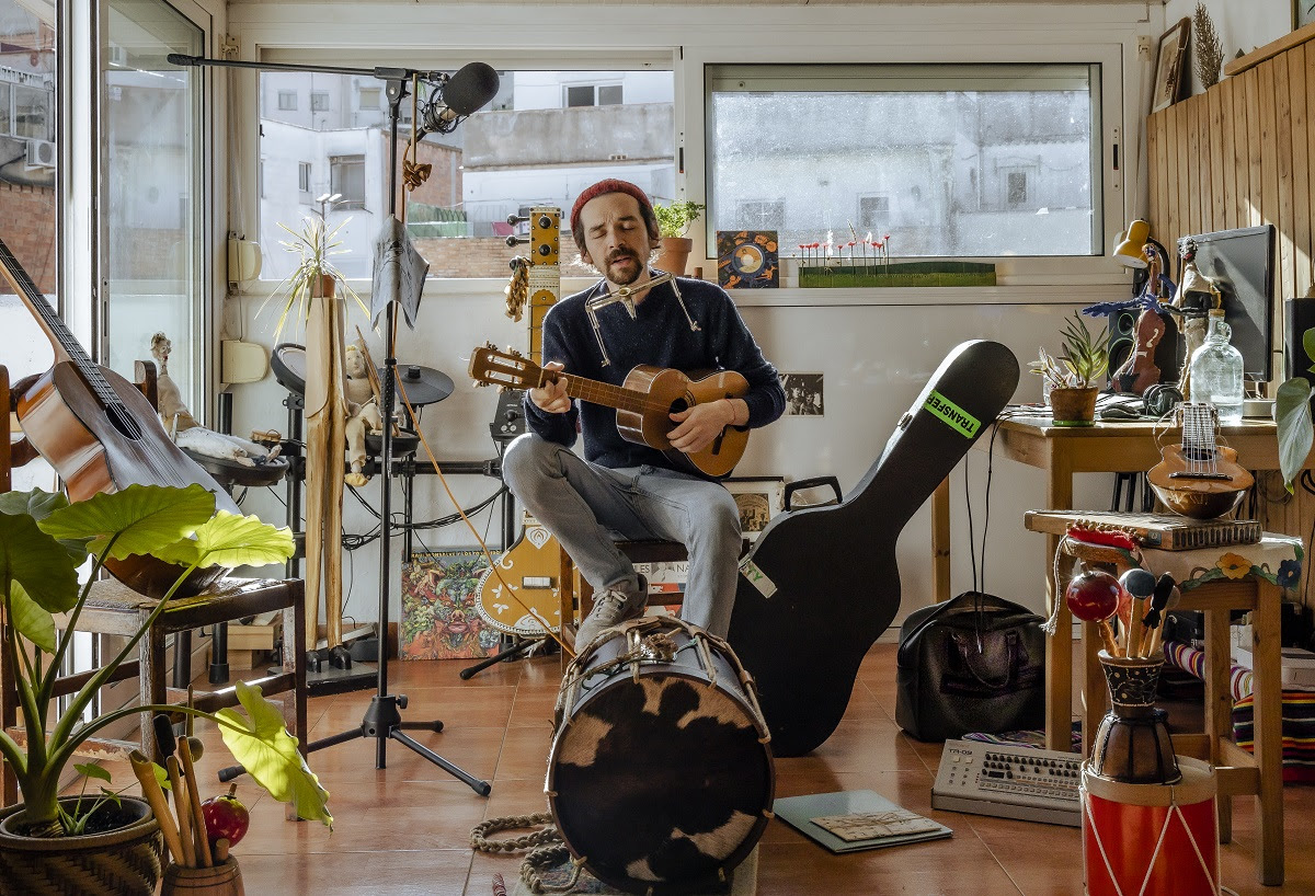 Venezuelan Isaac Sasson shares new single & announces album