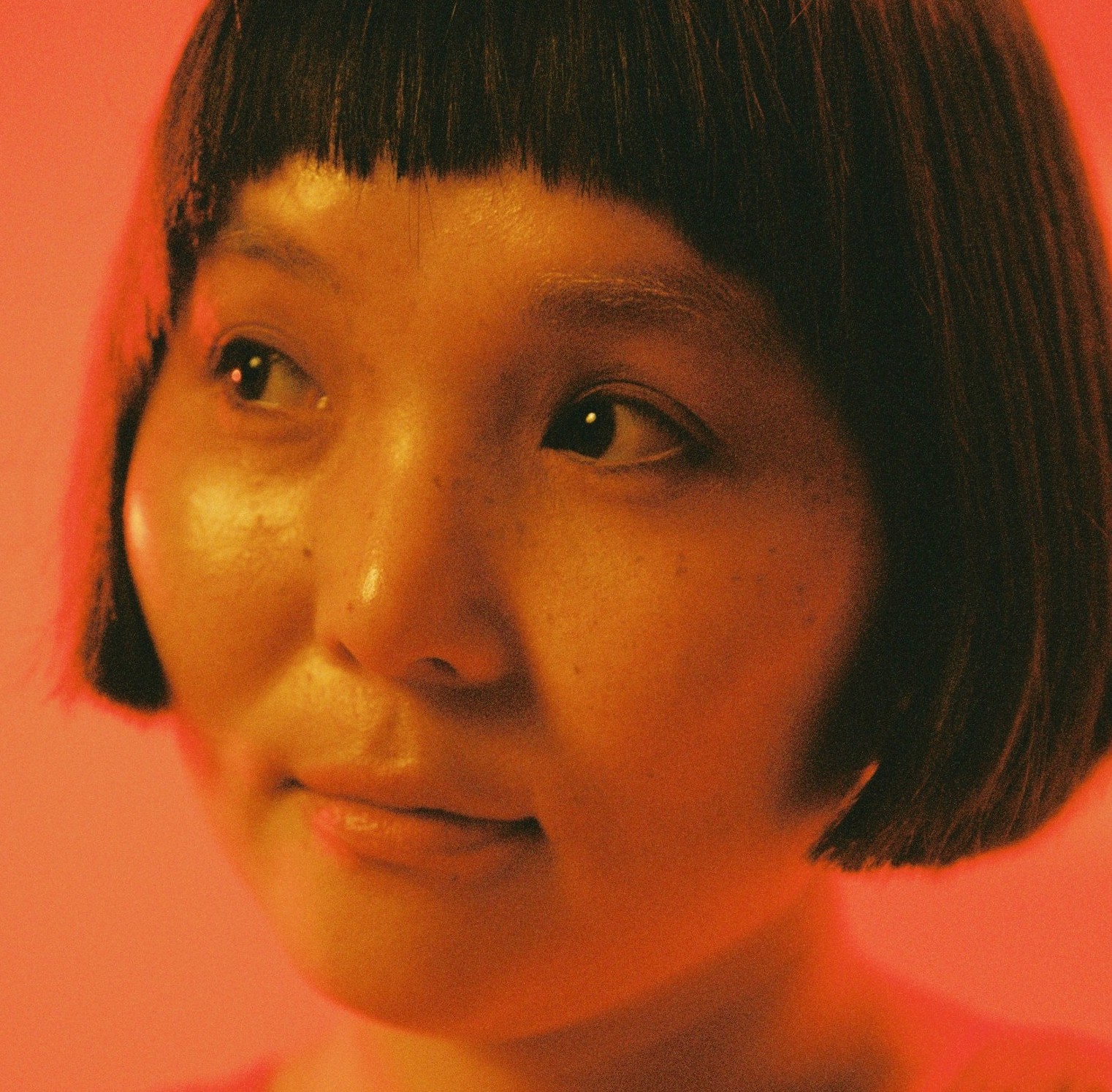 New music from Germany based, Mongolian singer Enji